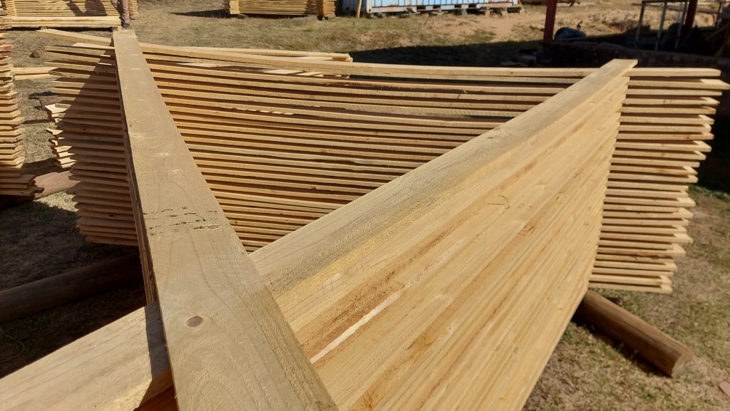Lynnridge Timbers – We deal in CCA Treated Wooden Gum Poles, Structural ...
